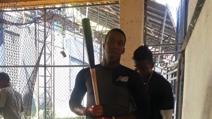 Este pelotero salió hacia Dominicana como jugador de cuadro y regresó a ...