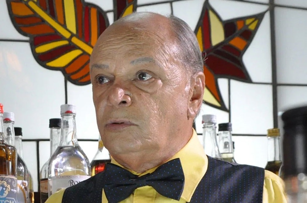 Cuando Enrique Molina, luego de 7 operaciones, nunca interpretó a Martí ...